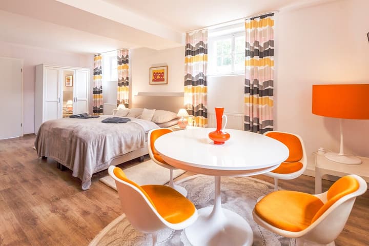 70er Retro Apartment - Titisee-Neustadt