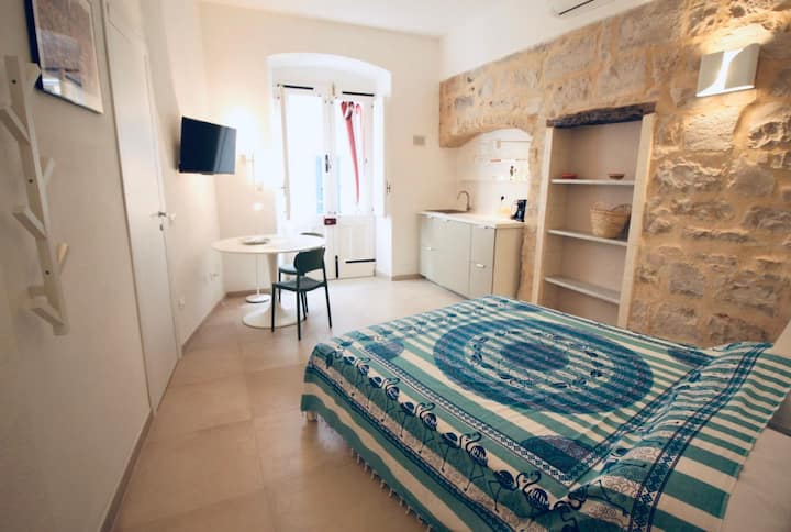 Ca' Rouge - Modern & Bright 3br Boutique Retreat - Carloforte