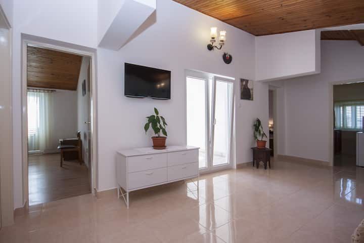 Four Bedroom Apartment Karla - Šibenik