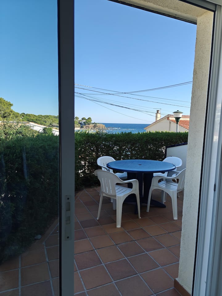 Vinya 2 – Rez-de-chaussée Avec Terrasse, Wifi, Sat - Llançà