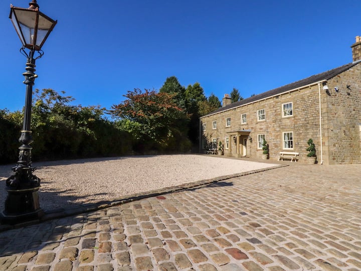 Laithe House - Burnley