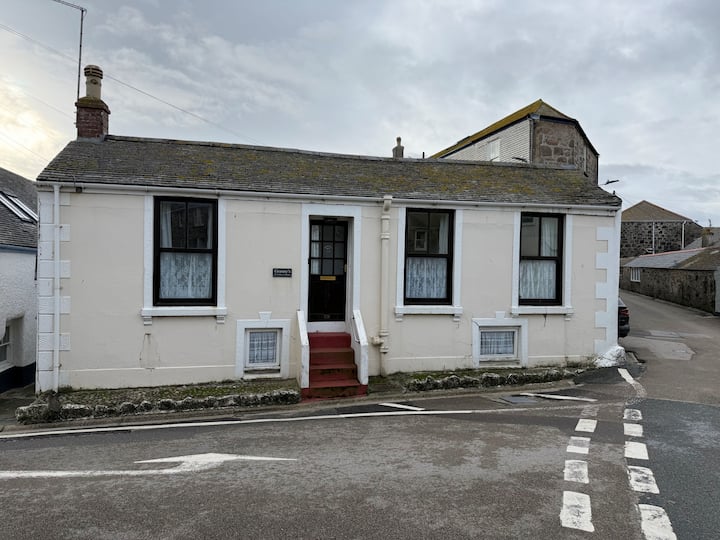 Granny's In St Ives - St Ives