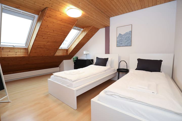 Minutes  Walk From Google Hq, City View - Zurigo