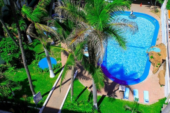 Fun Times X4: 4 Comfortable And Breezy Rooms - Mazatlán