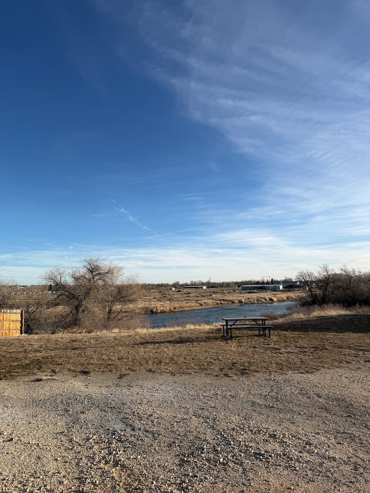 Platte River Retreat | Private Yard & River Views - Casper, WY