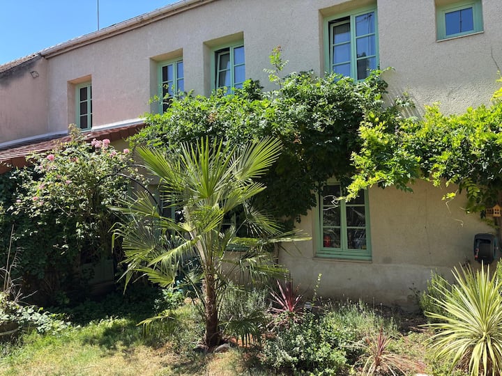 Les Buttes, 4 Chambres, Jardin, Garage - Auxerre