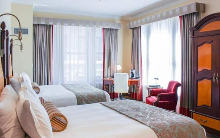 Hot Deluxe Continental Breakfast Served Daily - Providence, RI