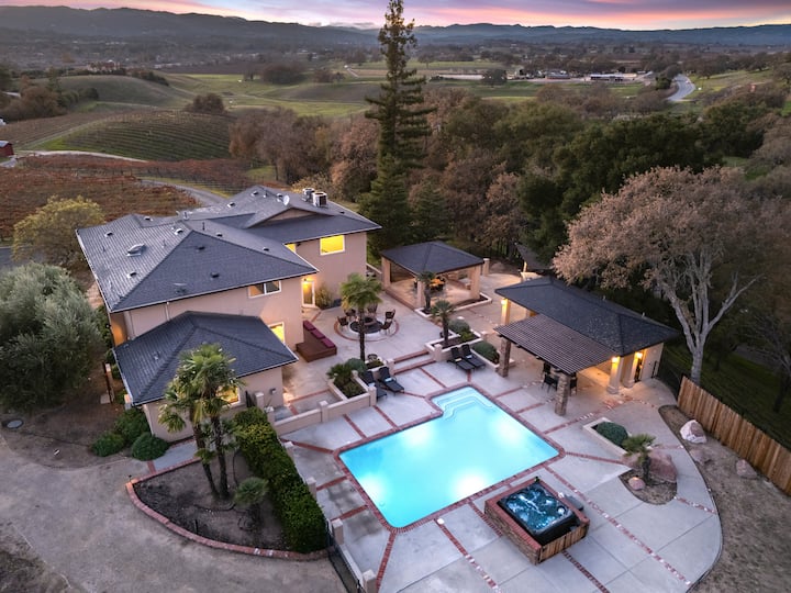 Private Wine Country Estate W/ Pool & Views - Atascadero, CA