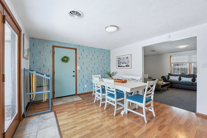 Oasis | Ranch For 10+ 2 Bath Pet & Family Friendly - Fort Wayne, IN