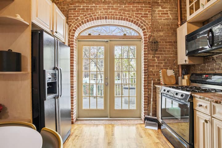 Modern 3br • Skyline Views • Near Times Sq - West New York, NJ