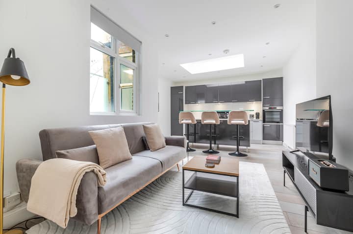 Blueground | Marylebone, View, Nr Regent's Park - Marylebone