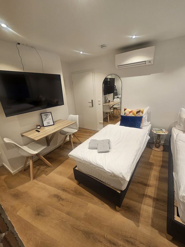 Appartement-design-salle De Bain Privée-vue Sur Pa - Bad Aibling