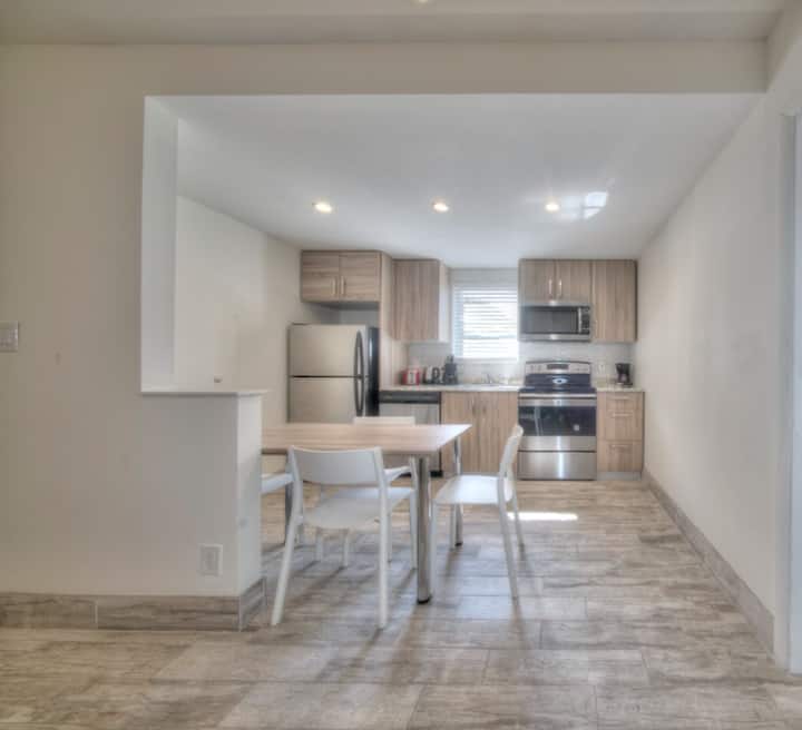 Ocean Steps: Pool & Pier Access! - Pompano Beach