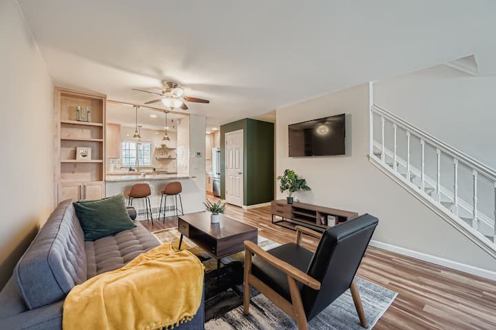 Cozy Furnished Home In Quiet Louisville - Broomfield, CO