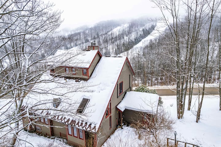 Chalet Across From Holiday Valley - Holiday Valley Resort, NY