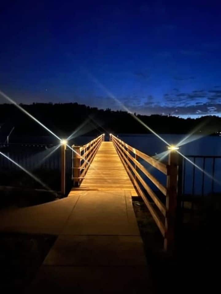 Boat Dock - Lake Front - Dog Friendly - Sleeps 7 - Bass Lake, CA