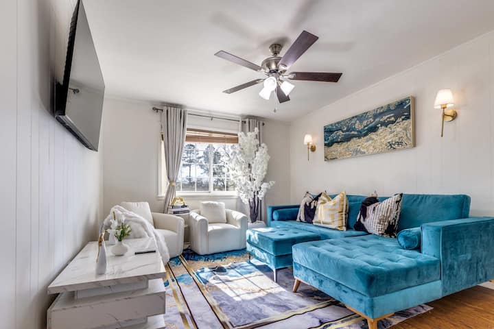 Walk To Sfa – Quiet, Remodeled 2br W/ King Bed, Fa - Nacogdoches, TX