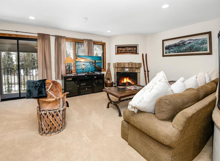 Spacious Retreat In East Vail, Near Bus Stop | Sw2 - Vail, CO