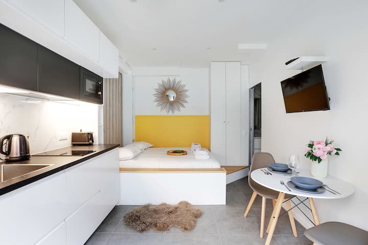 Studio Intimiste - 2p - Arts Et Métiers/république - Paris