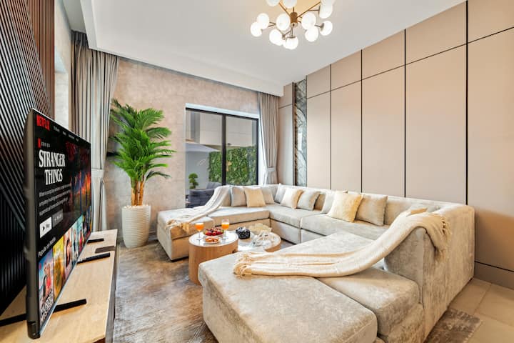 Desert Key Yas Island Villa: Seaworld & Ferrari - Verenigde Arabische Emiraten