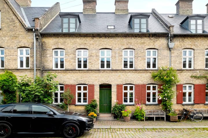 320 Sqm Townhouse By The Marble Church - Copenhaguen