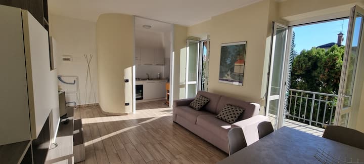 Casa Ad Arona Con Panorama, Spiaggia E Parcheggio - Arona, Italy