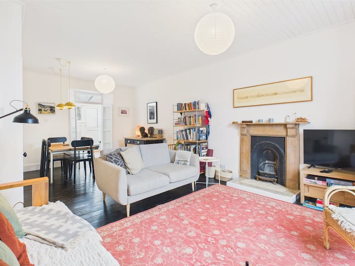 Stylish 3-bd Townhouse | Central Falmouth |Parking - Falmouth