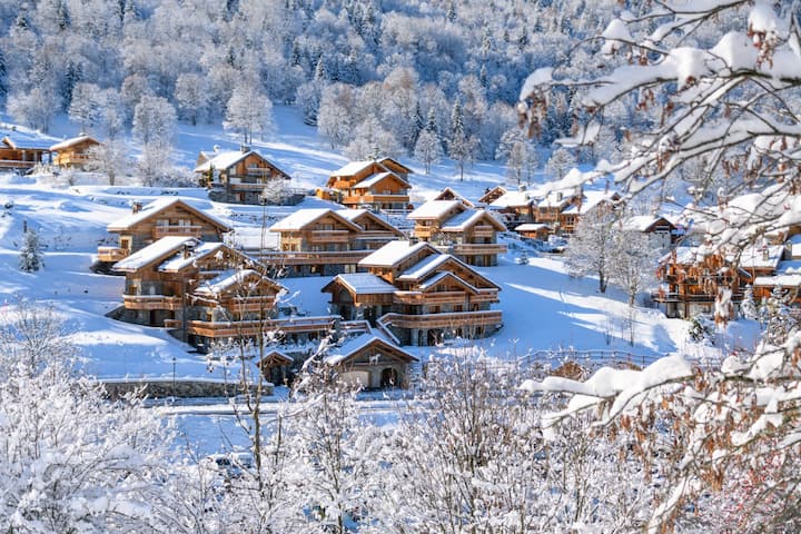 Luxury Ski Chalet Cheval Blanc In Meribel, France - Courchevel 1850