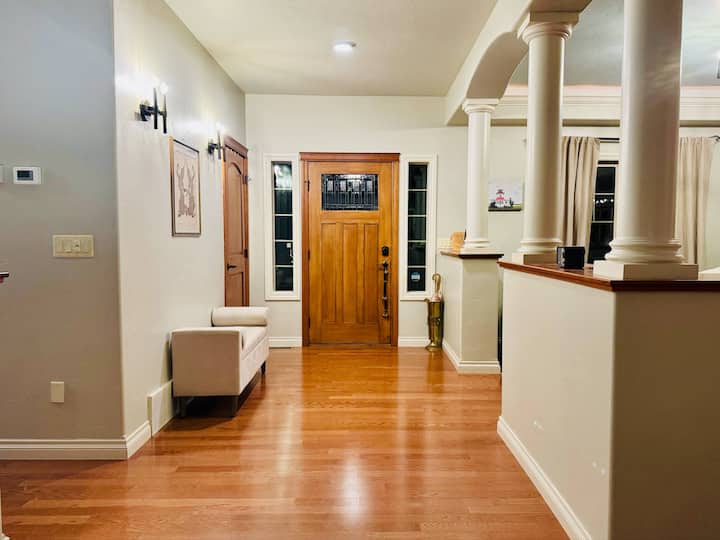 3br Glacier Retreat W/ Huge Deck + Amenities - West Glacier, MT