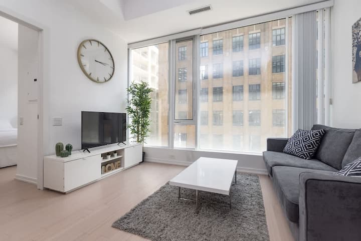 Trendy & Walkable—your City Base! - Toronto