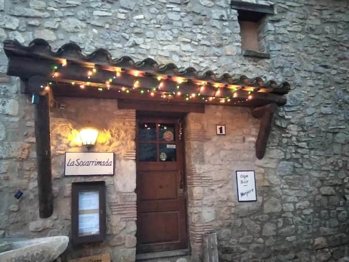 Maison De Ville à Rojals - Montblanc