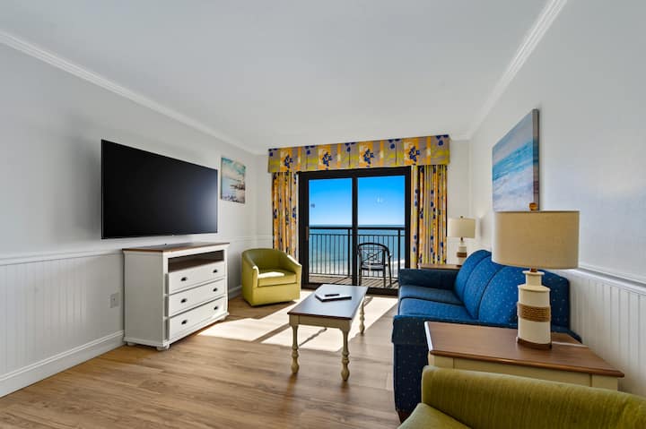 Oceanfront | Resort Pool | Ocean Reef Resort 918 - Myrtle Beach, SC