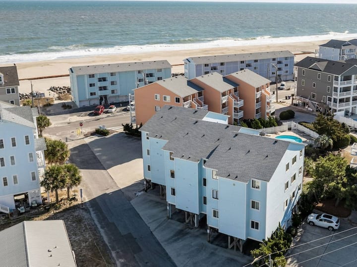 Salty Cow - Walk To The Beach In 2 Minutes - Freeman Park, NC