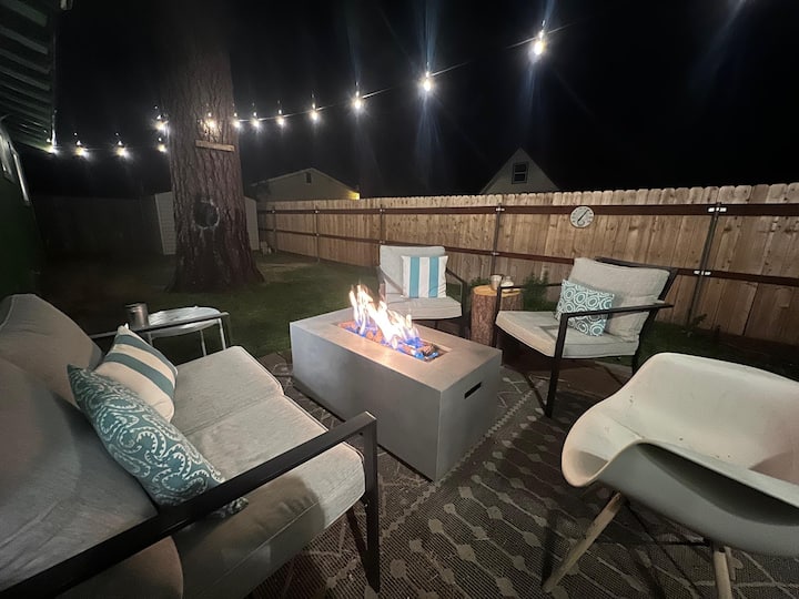 The Green Cabin Is A Few Blocks To The Lake - El Dorado Beach, CA