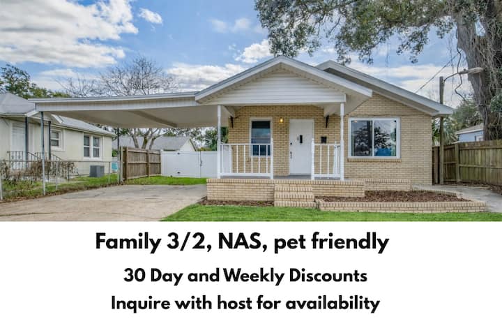 Blue Angels Cottage | 5 Min To Nas | 3/2&yard - Warrington, FL