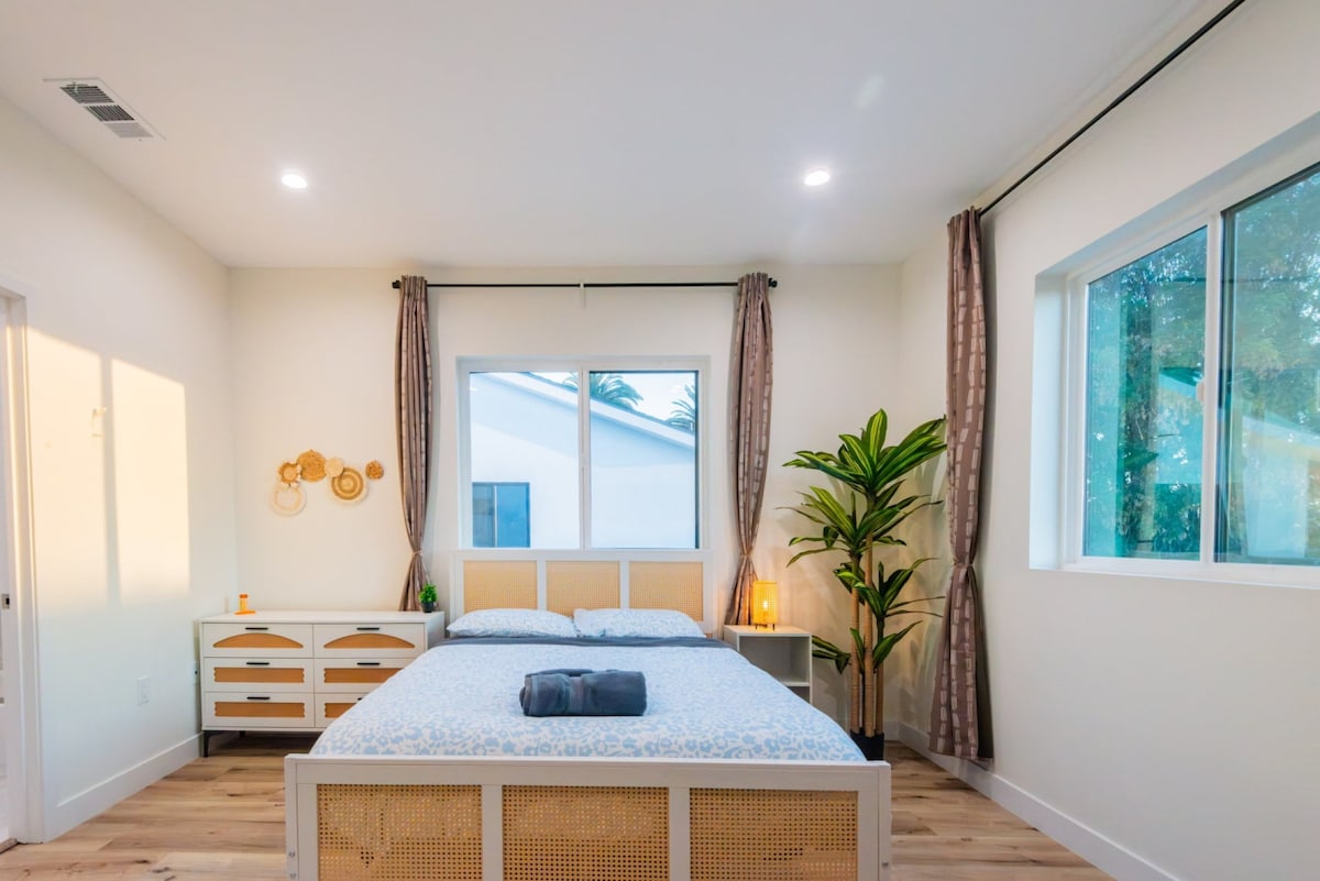 Affordable Clean Spacious Bedroom + Ensuite Bath - Apartments for Rent ...