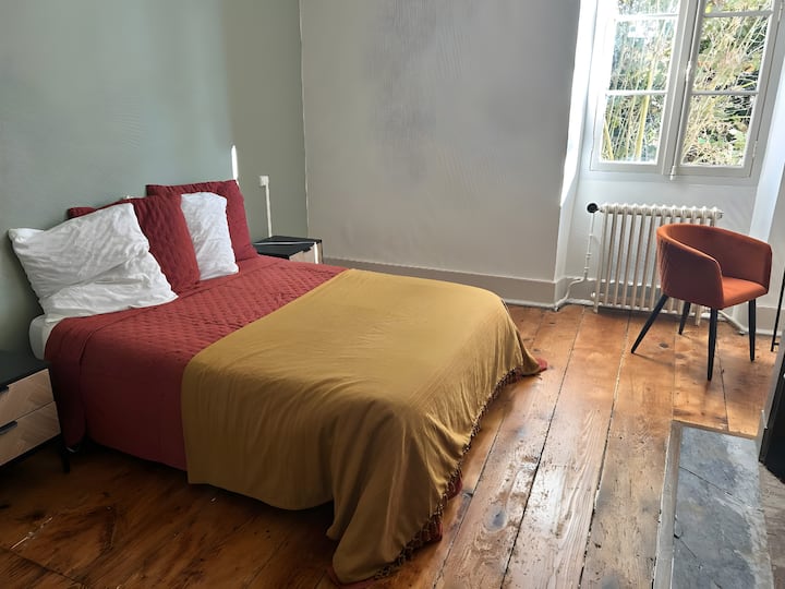 Chambre 9 - Vic-en-Bigorre