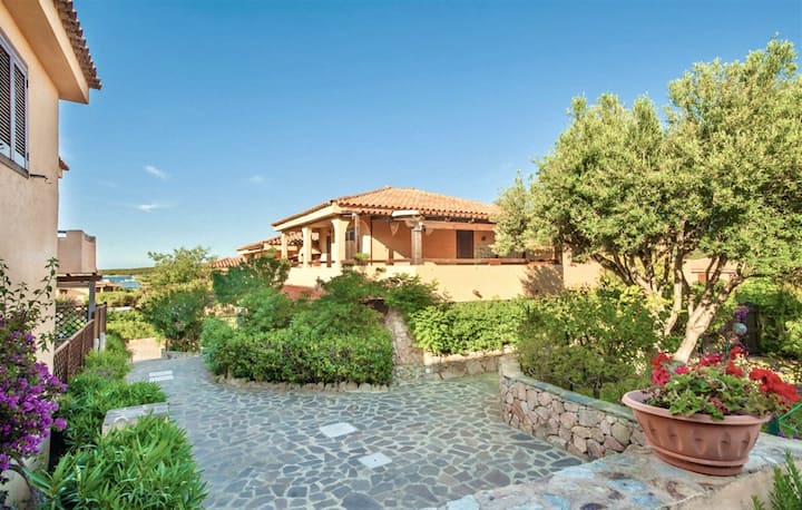 Baia Apartments Bilocale 4 Letti D2c4 - Golfo Aranci