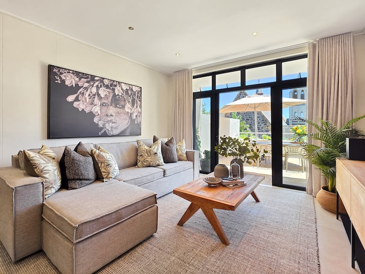 Prime Sea Point Stay Close To The Ocean | Pool - Città del Capo