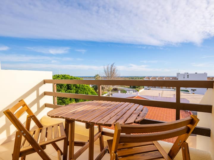 Golden Top-floor Ocean View | Pool & Beach Access - Tavira