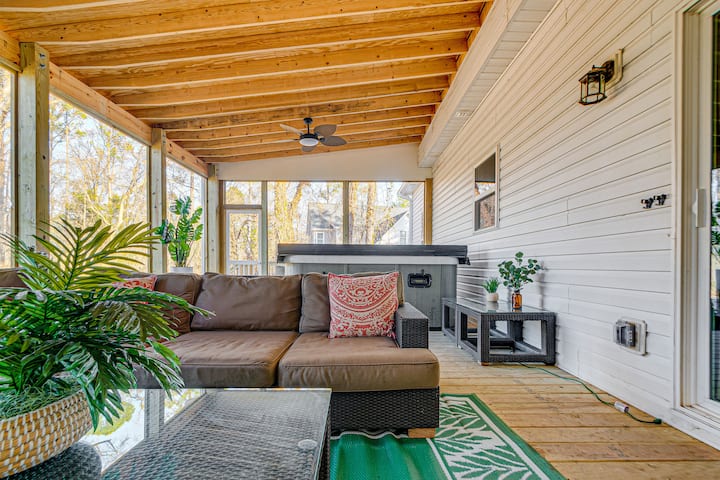 Artist’s Retreat W/ Deck! 5 Mi To Dtwn Durham - Chapel Hill, NC