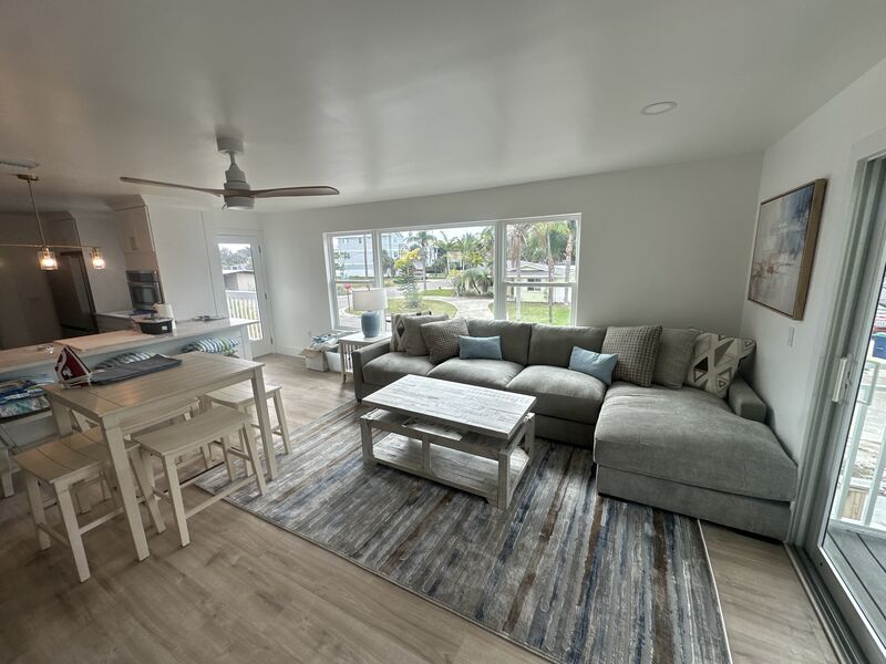 Lazy Lizard - Heated Pool & Steps From The Beach - Houses for Rent in ...