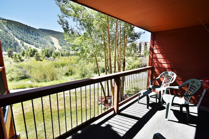 On River Path, 1st Floor, Hot Tubs. Walk To Events - Keystone, CO