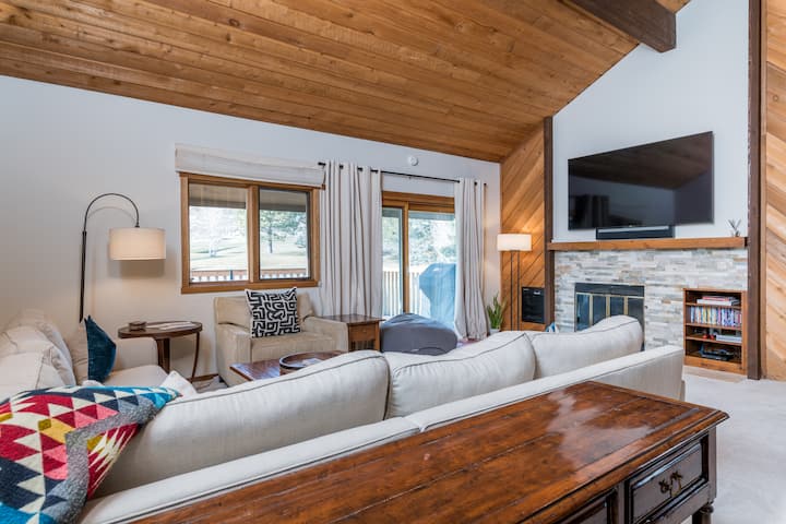 Sunburst 2772-loft Area! Shuffleboard! - Sun Valley, ID
