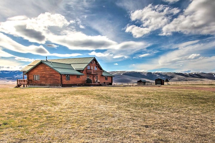Montana Lodge On 132 Acres | Sleeps 12 - Anaconda, MT