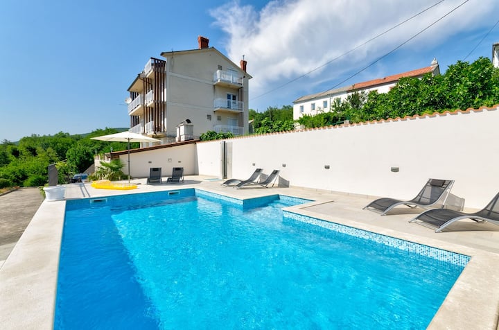 Appartement Lumineux à Seulement 600 Mètres De La - Crikvenica