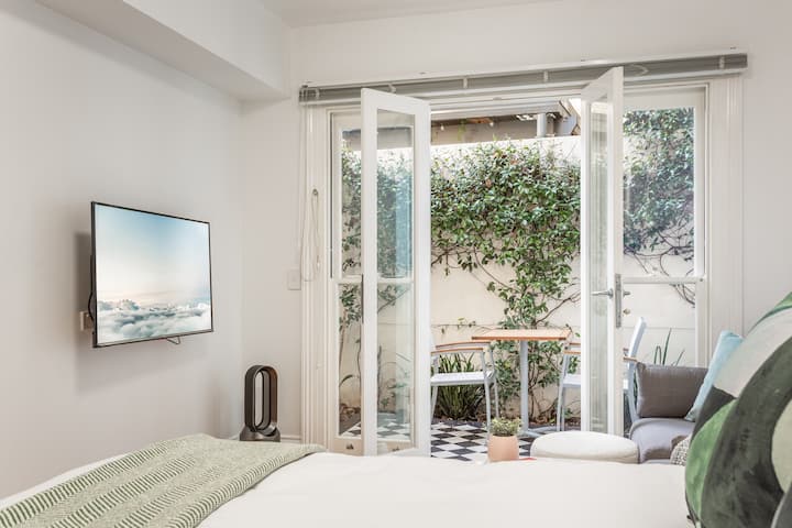 Lovely Studio With Patio 25 Min From Sydney Cbd - Lewisham