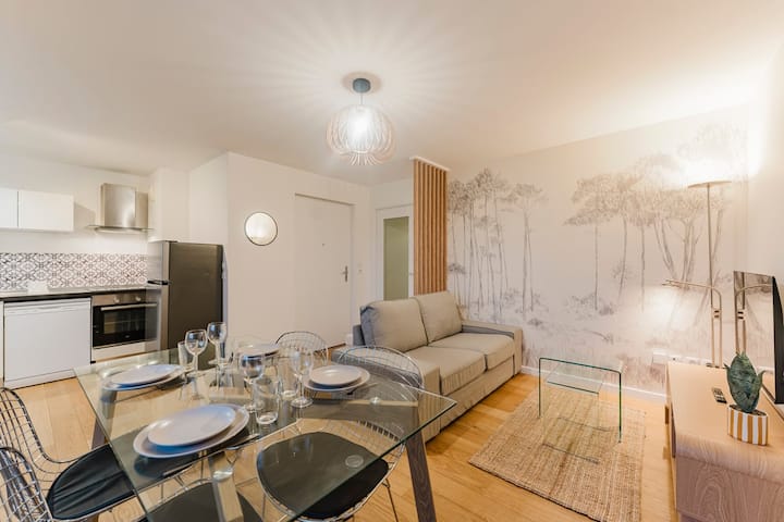 Logement Deux Chambres, Terrasse Et Parking Privé - Marcq-en-Barœul