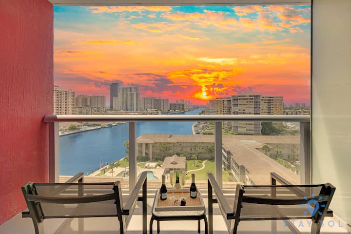 Amazing Apartment, Pool And Gym.-balcony View - Aventura, FL