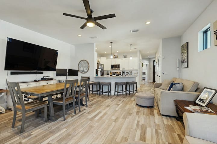 4 Br Home, Dog Friendly, Hot Tub - Panama City Beach, FL